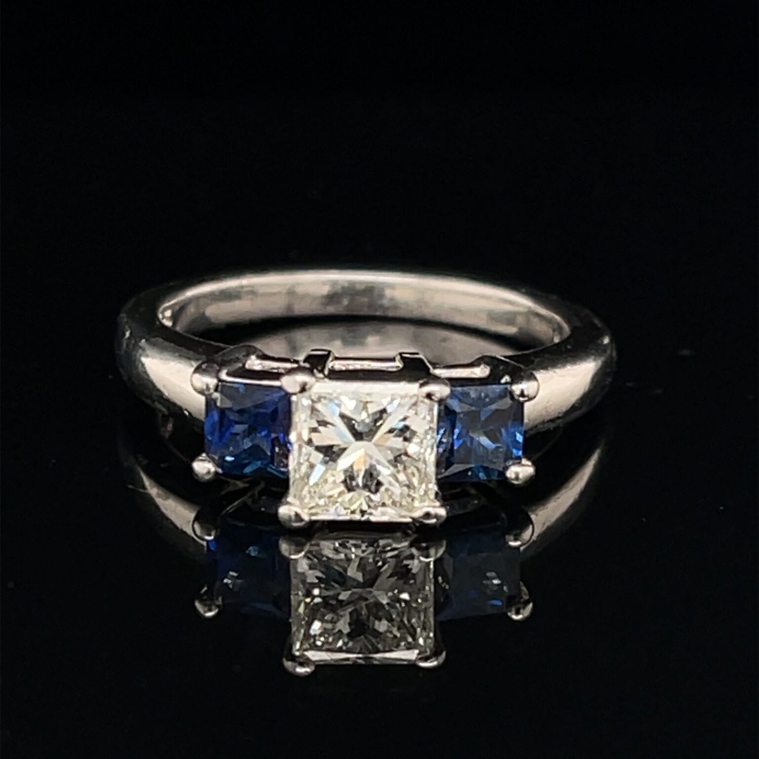 Engagement Rings - Diamond Exchange Dallas