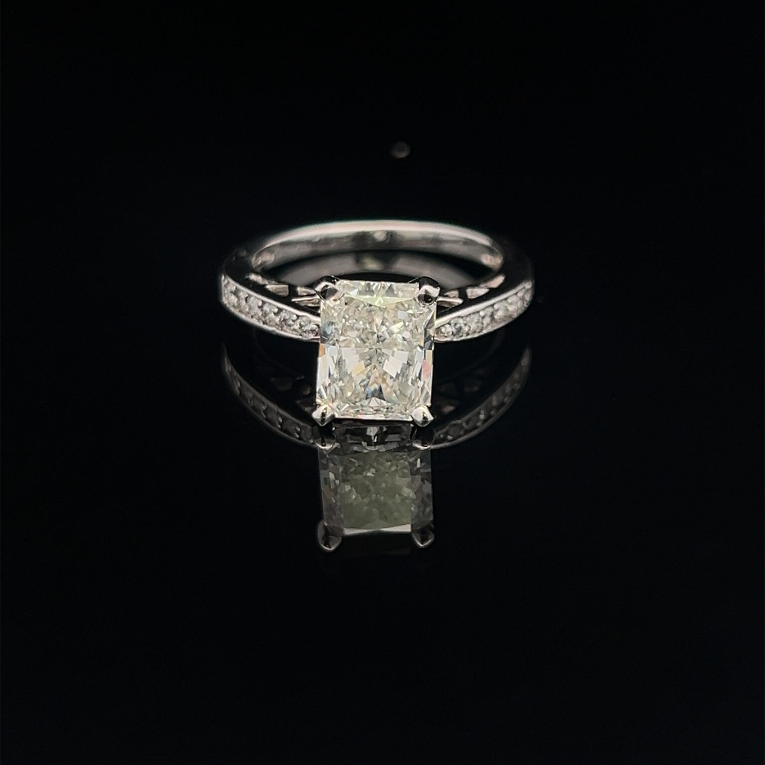 Diamond Exchange Dallas - Engagement Rings, Wholesale Diamonds, Lab ...